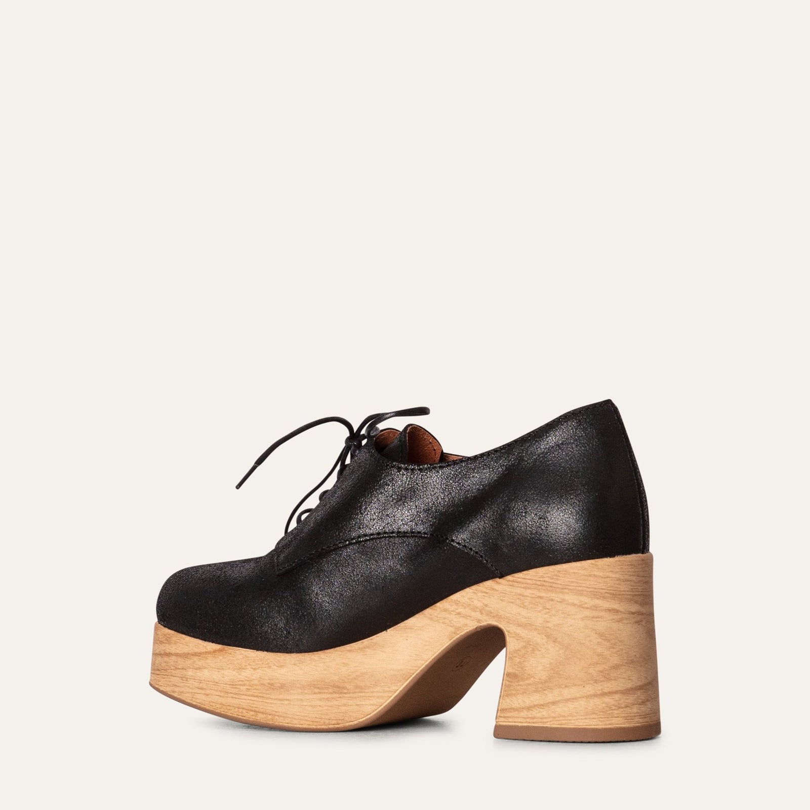 Calou Clogs | Britta Black leather lace up clog on block heel