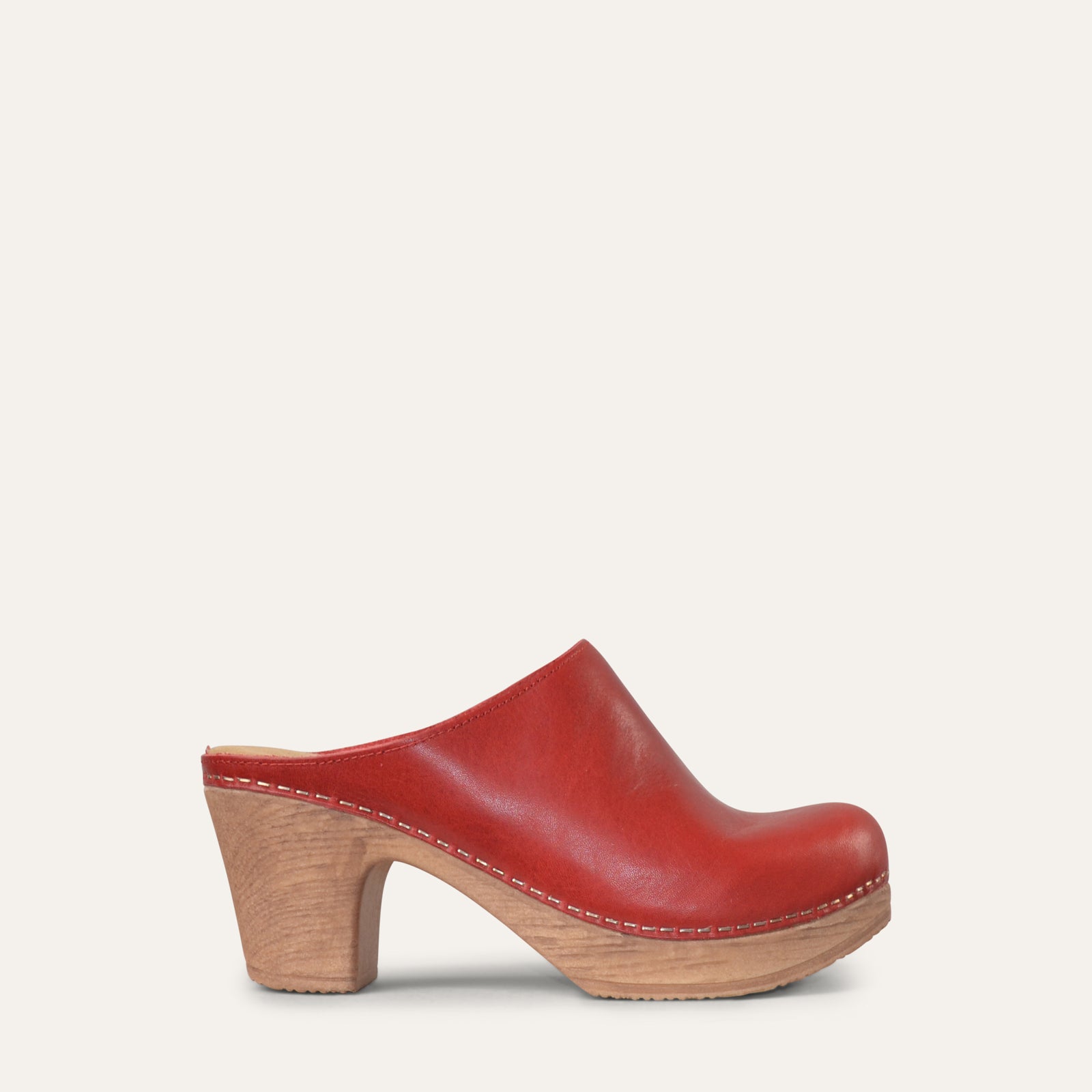 Stilvolle Clogs für Frauen — Modern. Komfortabel.