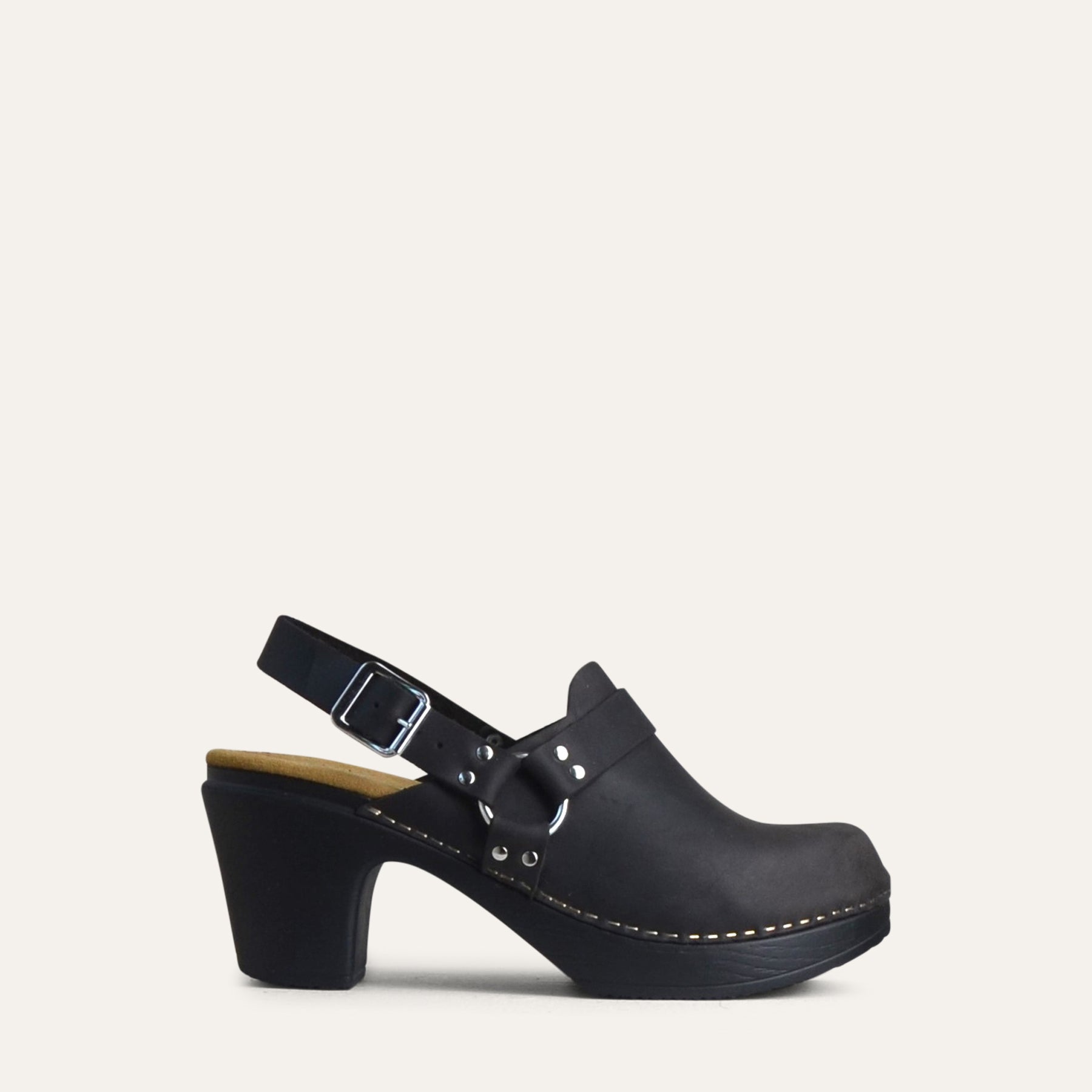 Calou Clogs | Tindra Black Clog with heel